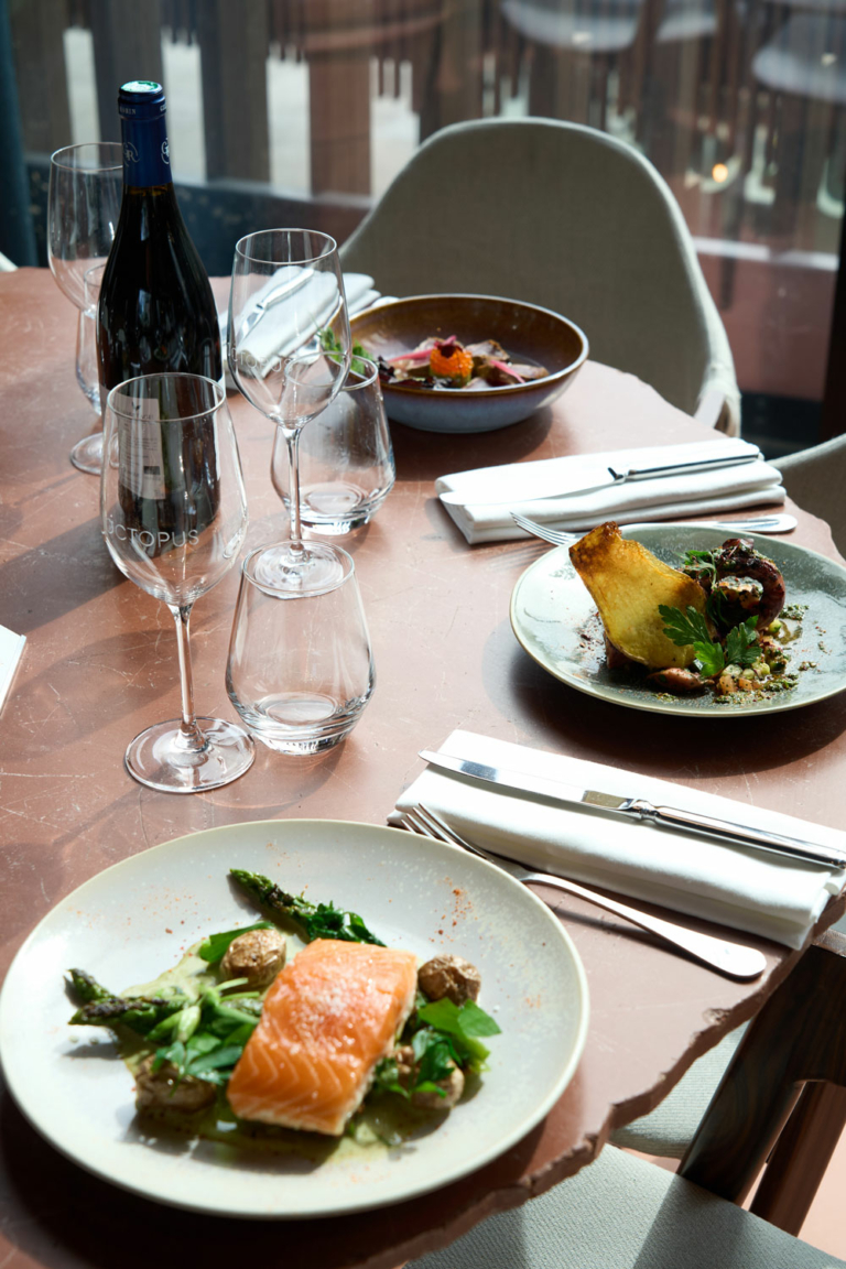 Accueil - Octopus Paris | Grill & Cocktails